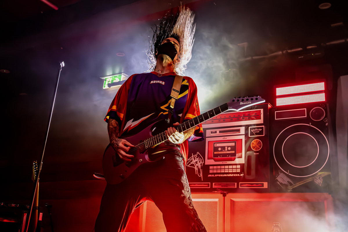 - The Live Wire Music Media